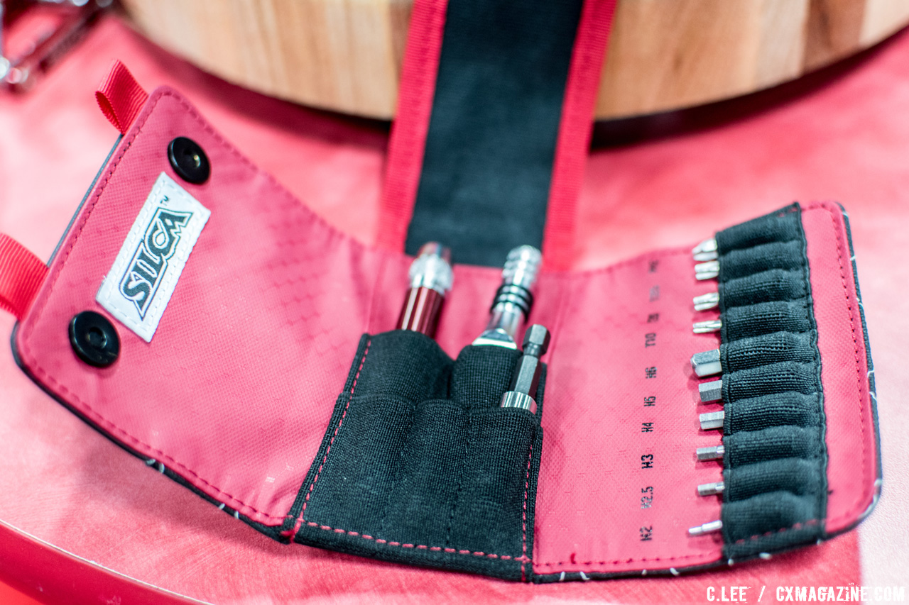 T-Ratchet with Ti Torque tool comes in its own pouch © Clifford Lee ...