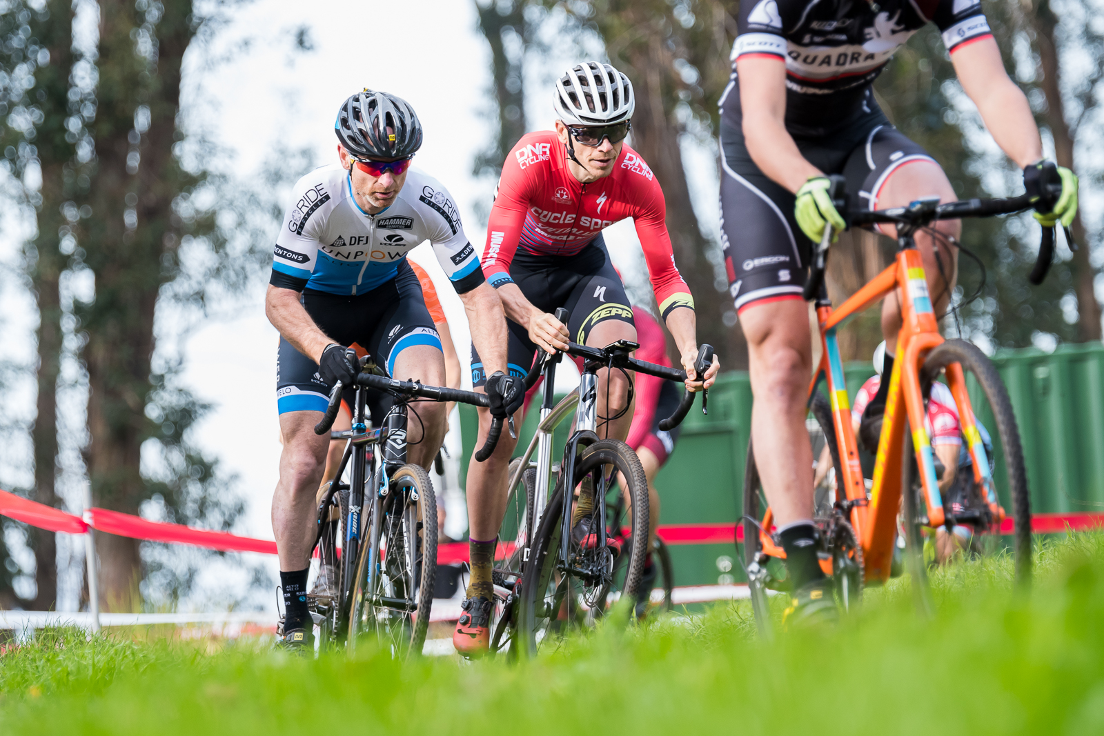 Mark Howard and Sean Estes battle on the first lap. 2016 CycloCross at ...