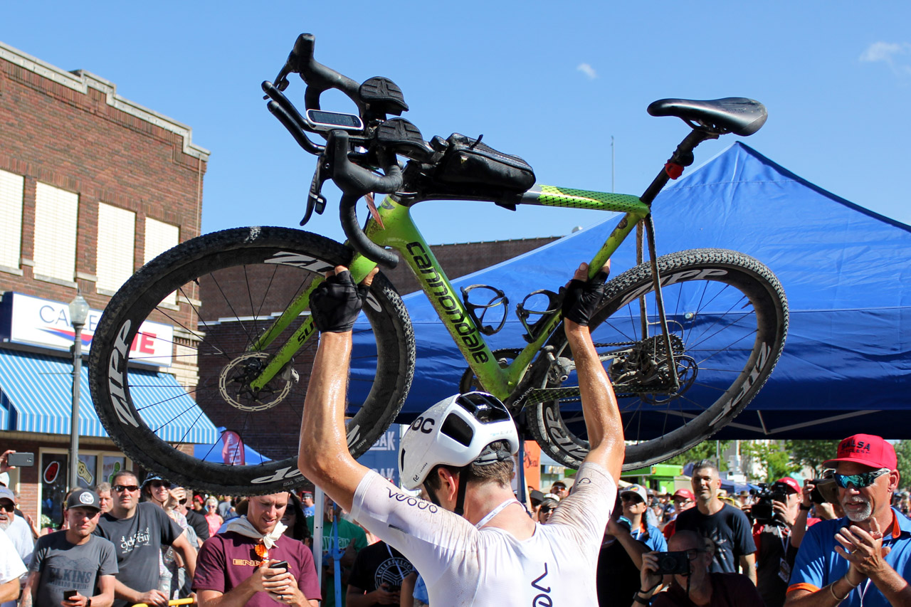 Gravel Bikes: Kaitie Keough and Ted King's Dirty Kanza Cannondale SuperX