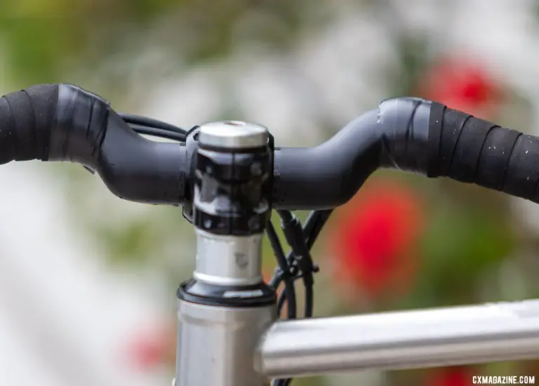 Review: Coefficient Cycling's Carbon Wave Handlebar
